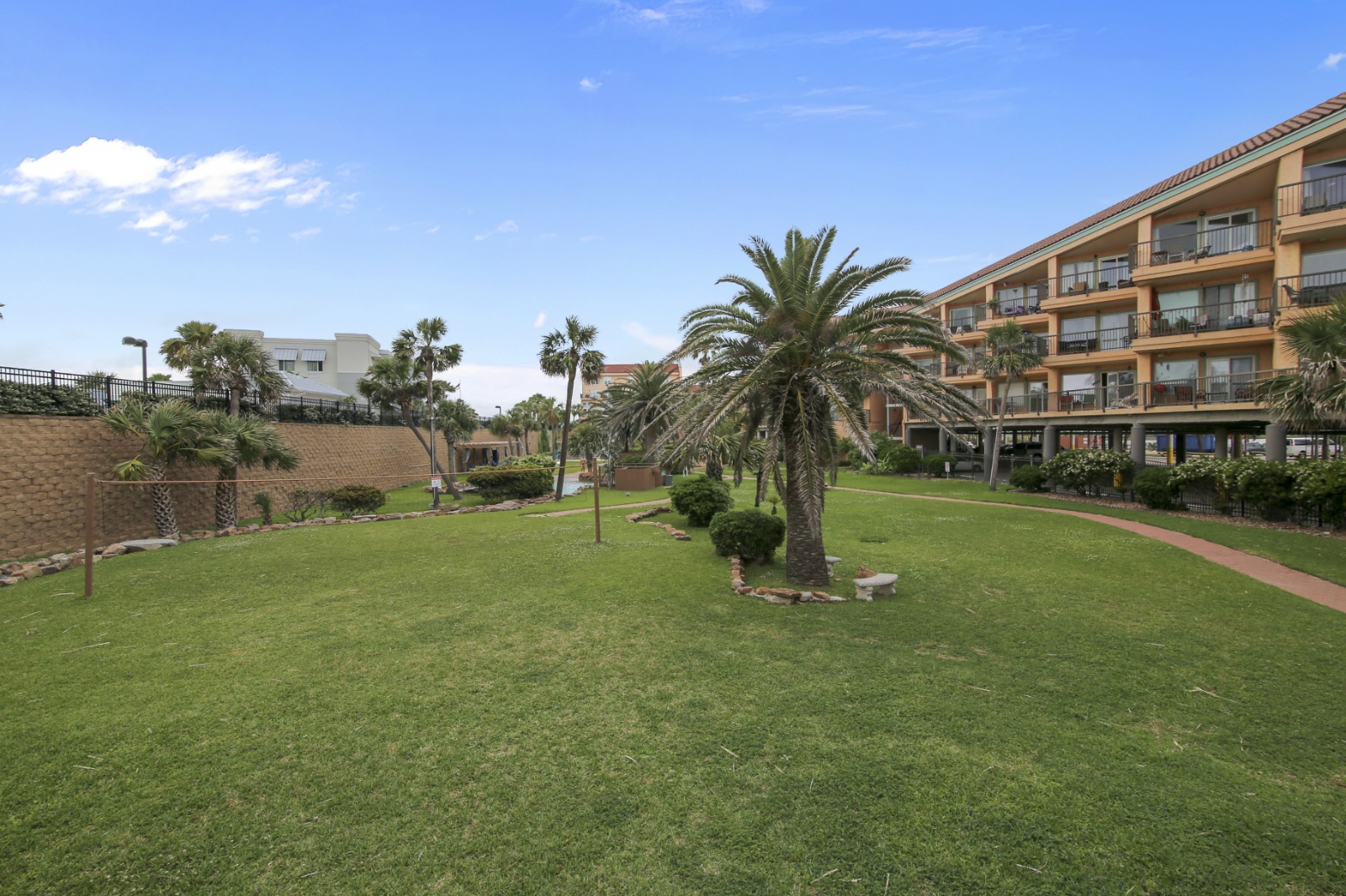 Maravilla Condos in Galveston | Maravilla Resort Rentals